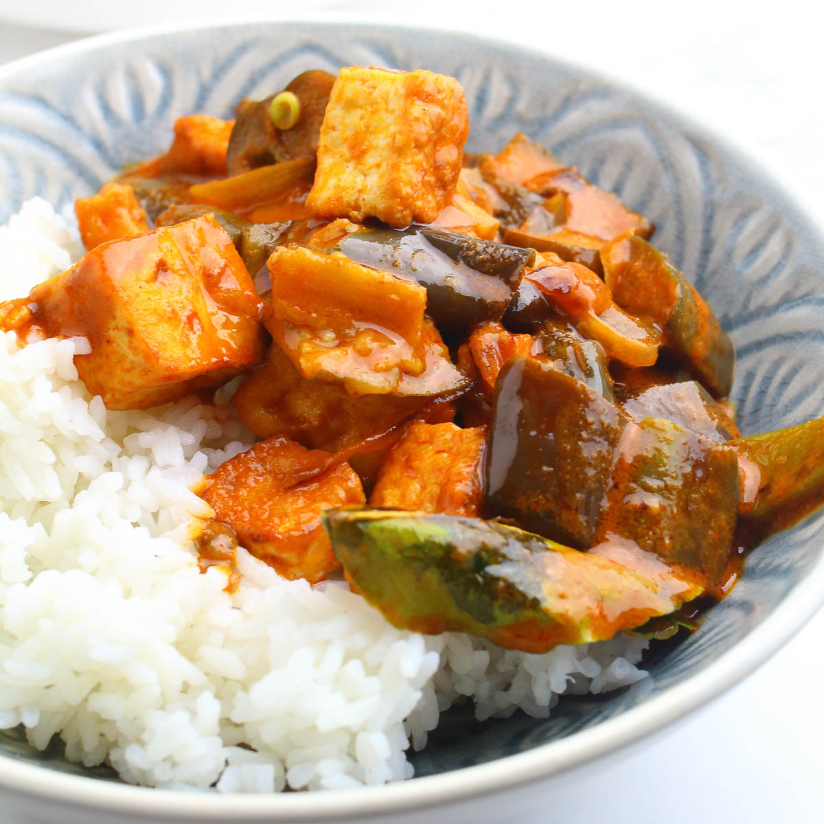 Tofu & Eggplant Red Curry Stir-Fry (Pad Ped) - Authentic Thai Recipes